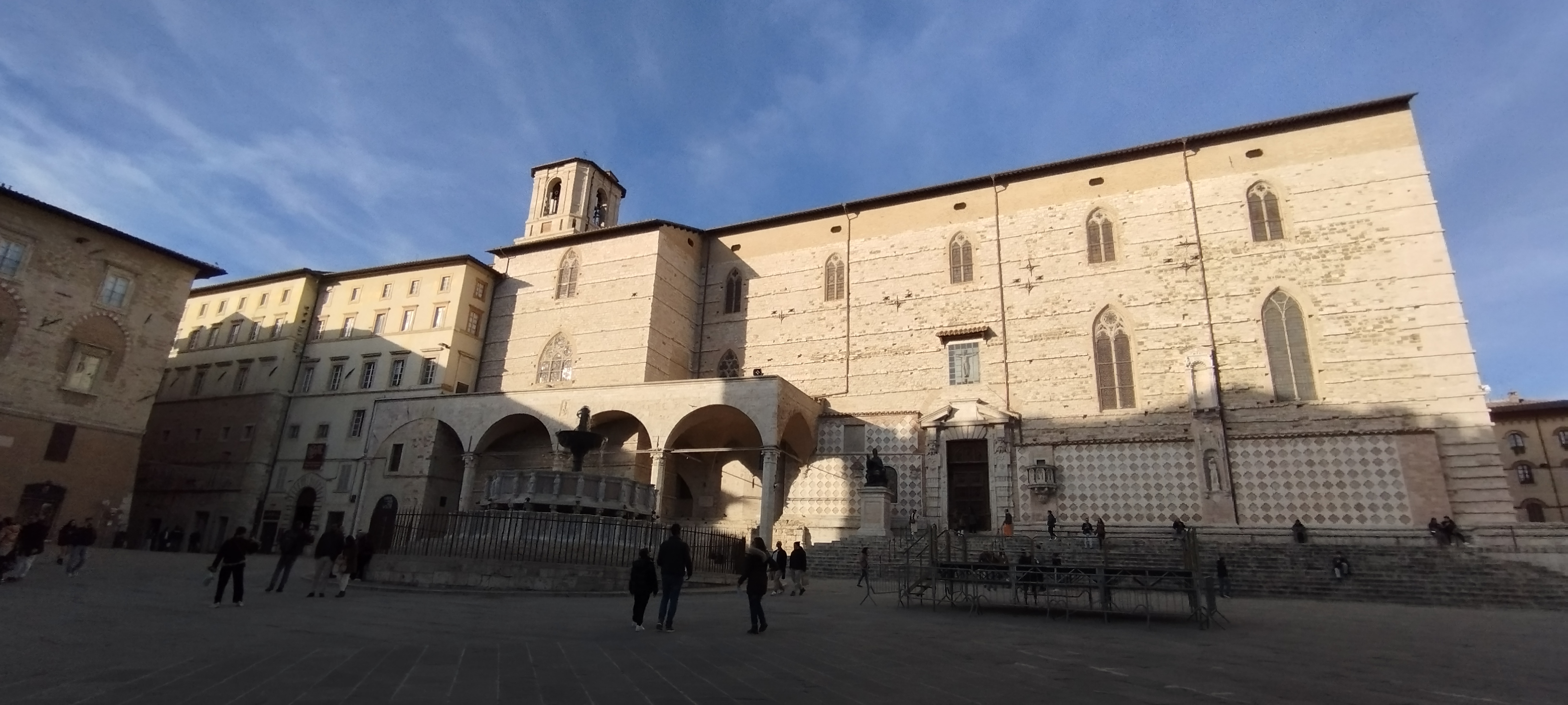 Perugia, a historical and artistic jewel in the heart of Italy – Two ...